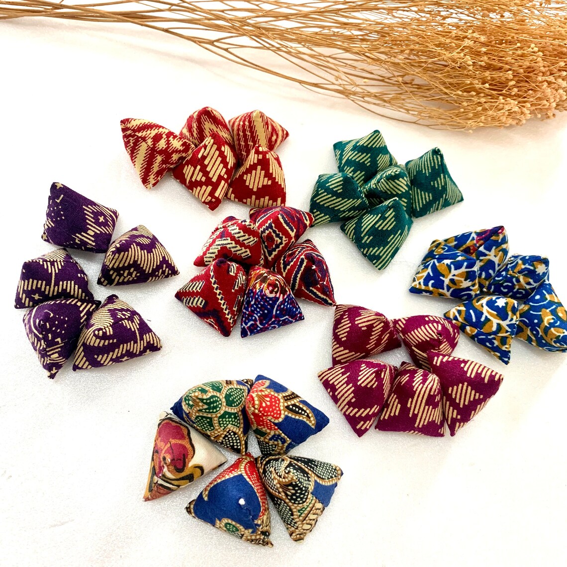 Handmade Batek Batik Traditional Game Cloth Bags Game Five Stones Batu ...