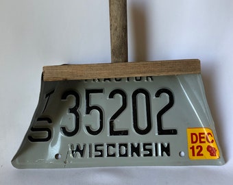 License Plate Dust Pan, Repurposed License Plate - Etsy