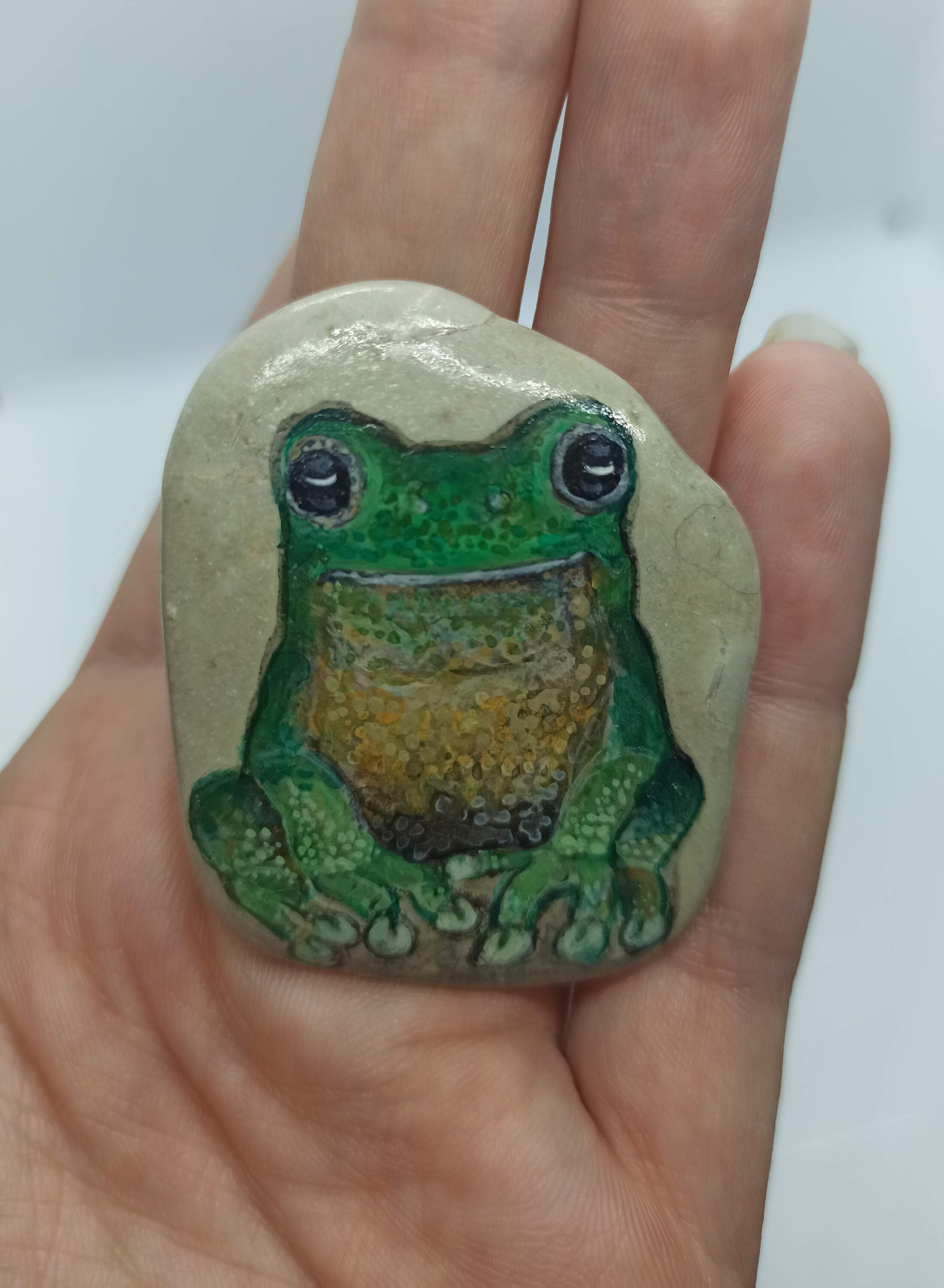 Cute Little Frog on a Small Stone Hand Painted Pebble Rock Stone Wild ...