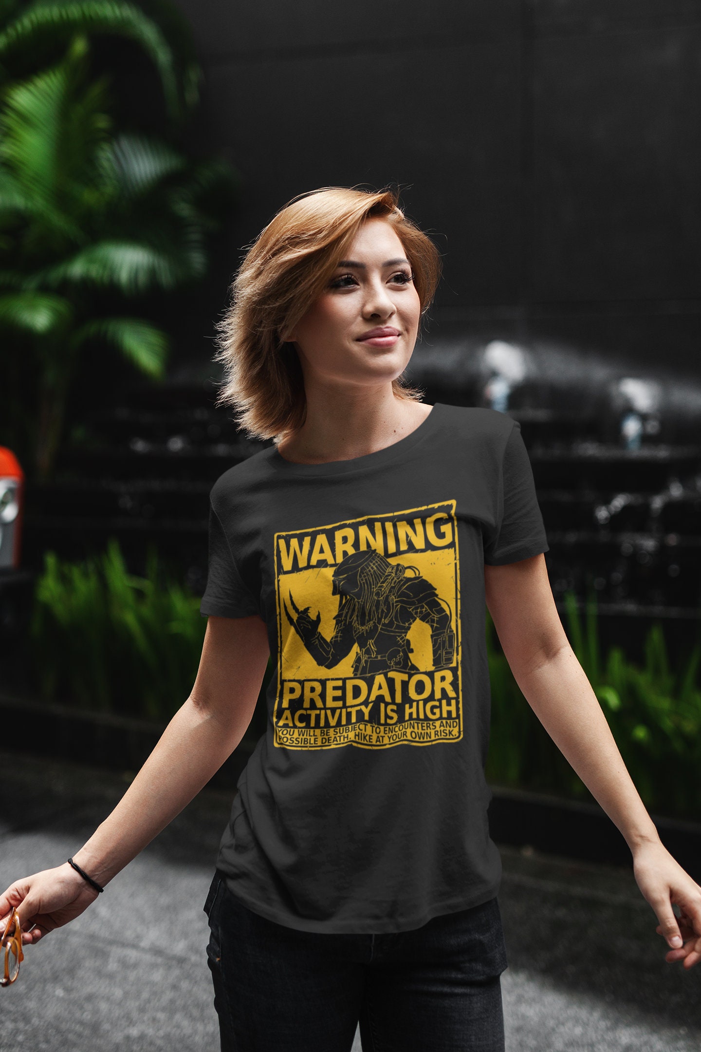 Predator Warning Sign Movie Shirt 1987 Movie Black T-shirt - Etsy