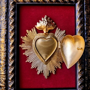 Gold Sacred Heart in Ornate Frame, Macabre, Catholic, Religion ...