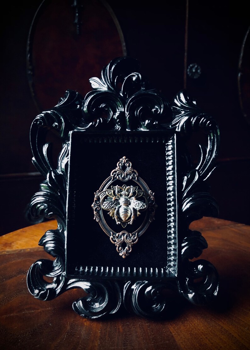 Bee With Ornate Frame Macabre Faux Taxidermy Victorian - Etsy