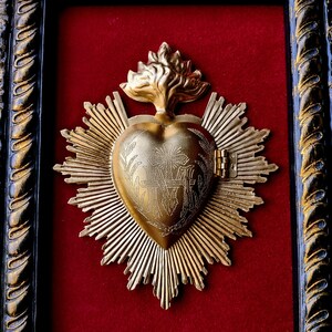 Gold Sacred Heart in Ornate Frame, Macabre, Catholic, Religion ...