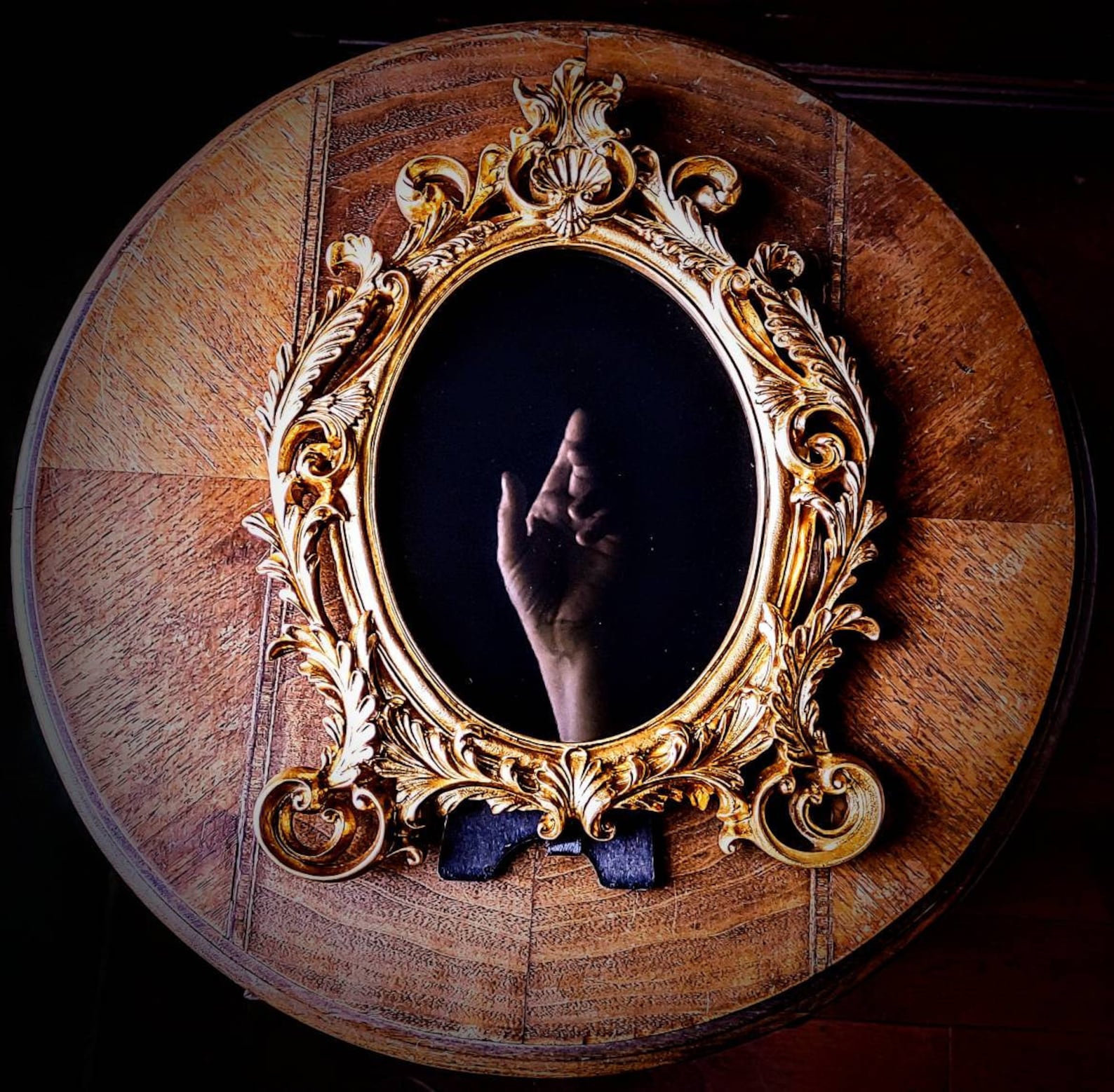 Scrying Mirror | Black Mirror | Macabre | Psychic Reading | Witch ...
