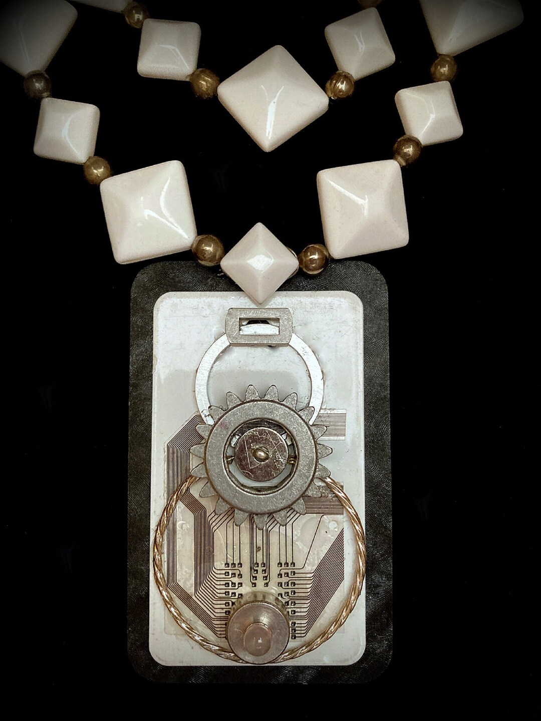 Gray&white Circuit Necklace - Etsy