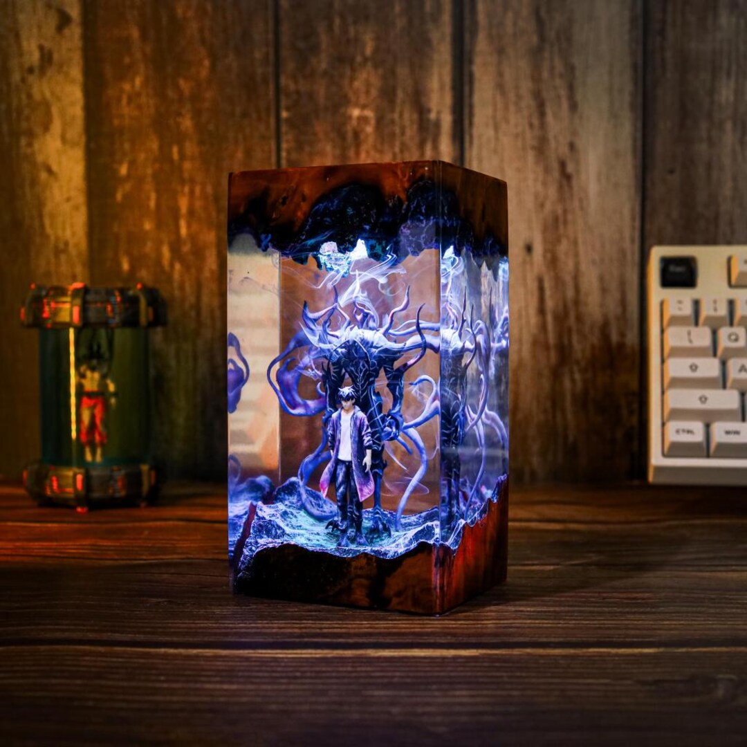 Sung Jinwoo Figure Epoxy Lamp, Custom Solo Leveling Sung Jin Woo Figure ...