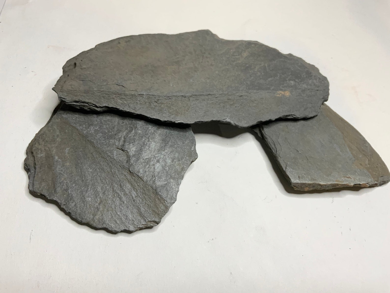 Five Small Natural Slate Rocks Fish Tank Aquarium Decor for Reptiles ...