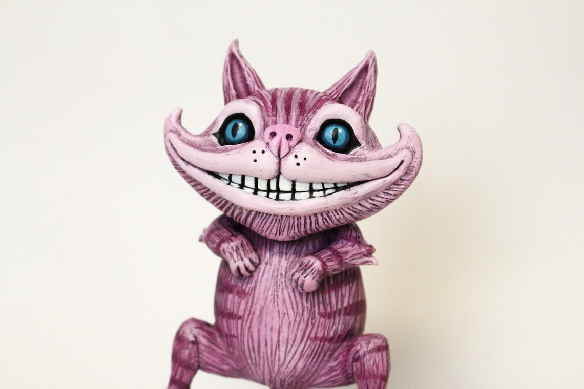 Figure inspired in The Cheshire cat Alice's Adventures in | Etsy