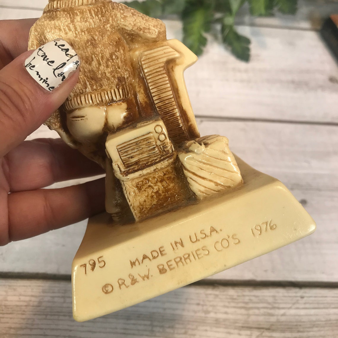 Russ Berrie Figurine W R Berrie Co's Vintage 1976 Figurine 'world's ...
