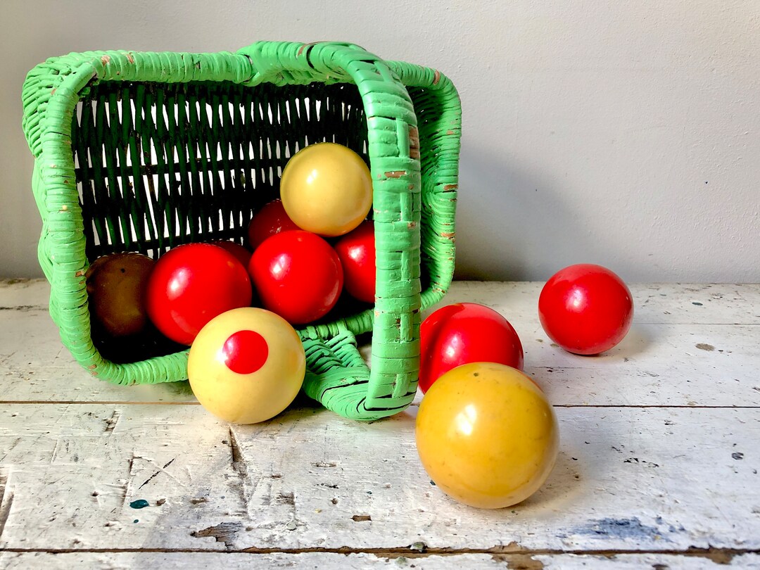 Set of 12 Vintage Bakelite Bumper Pool Balls - Etsy