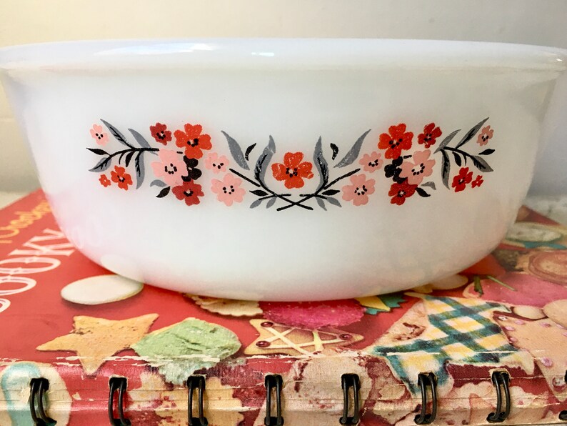 Vintage Fire King Round Casserole Dish, Primrose Design; 1.5 Quart ...