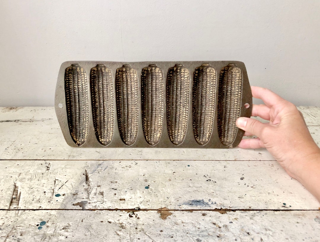 Vintage Cast Iron Cornbread Pan - Etsy