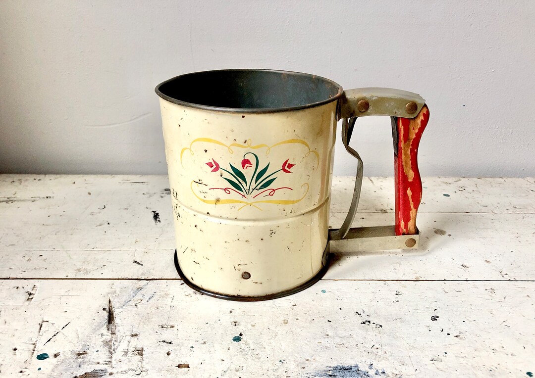 Vintage Androck Hand-i-sift Sifter; Dutch Tulip Pattern - Etsy