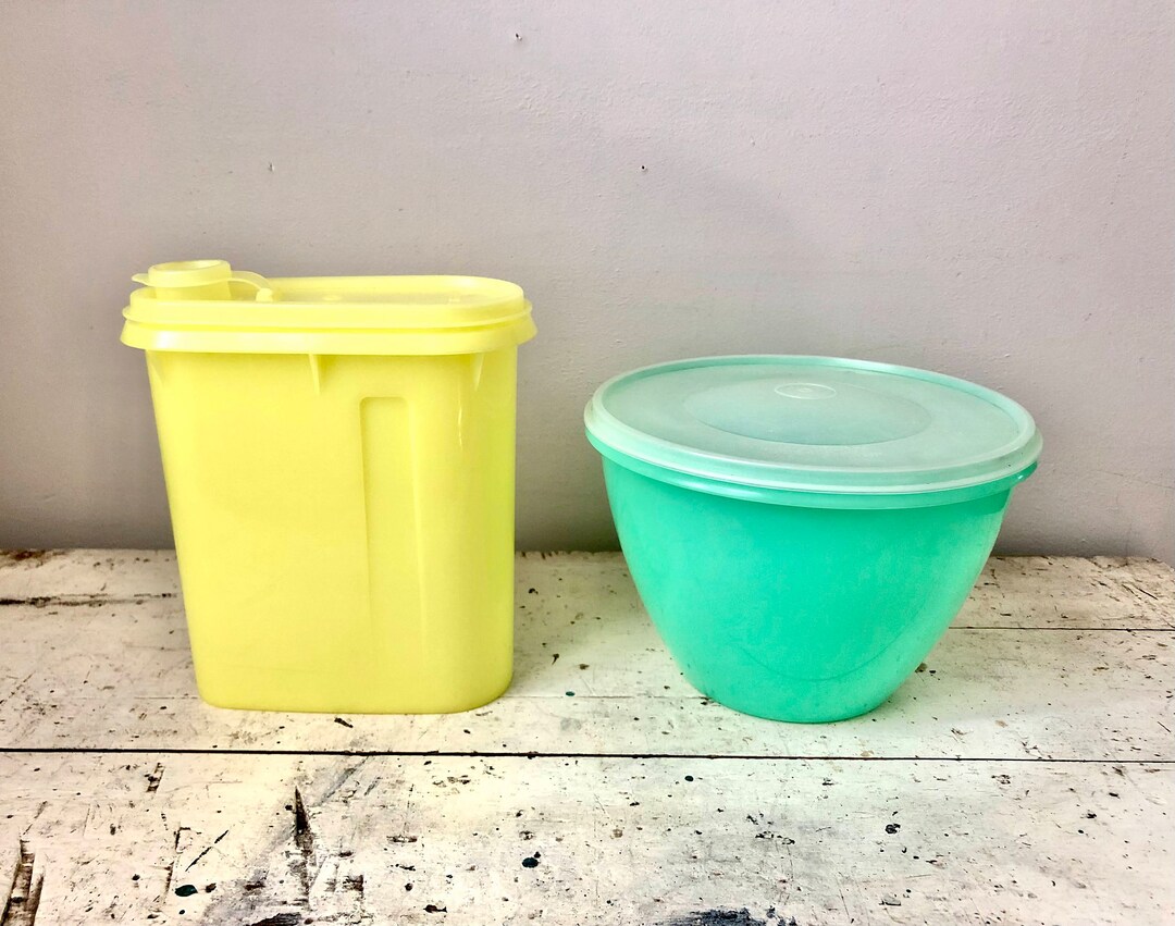 Vintage Tupperware Favorites in Lemon & Lime Beverage Container and ...