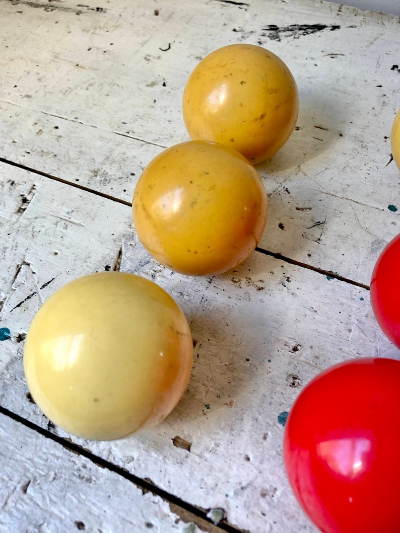 Set of 12 Vintage Bakelite Bumper Pool Balls - Etsy