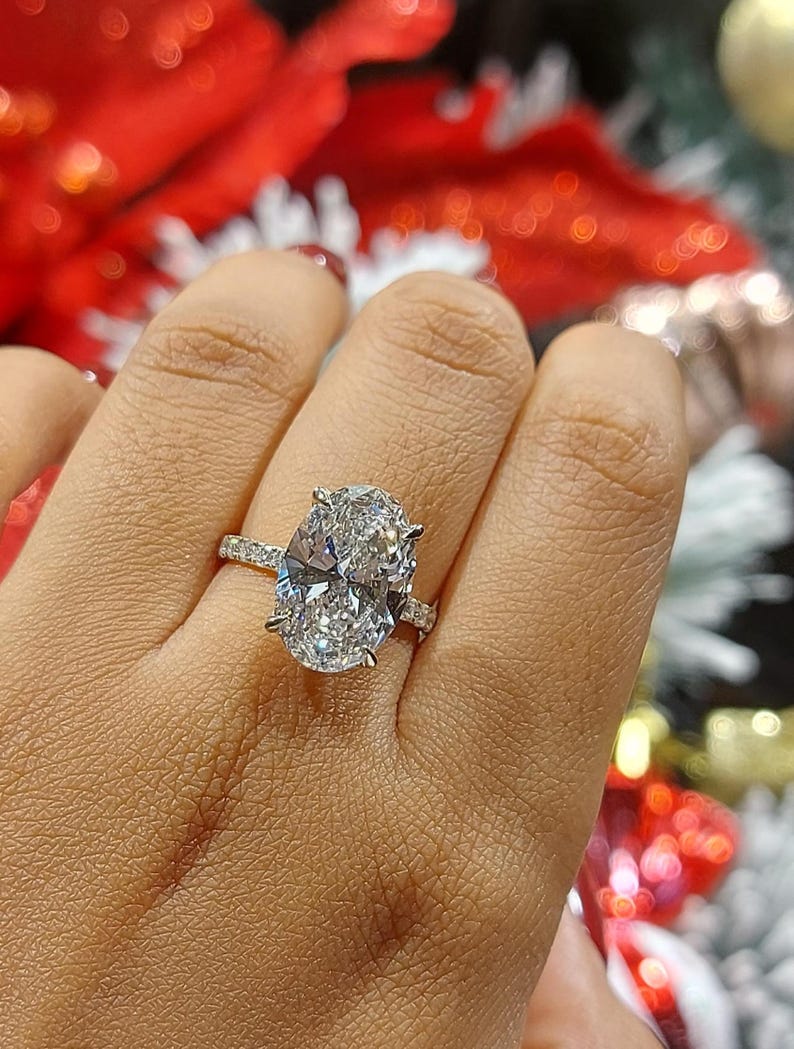 5.5ct E, VVS2, IGI Certified Oval Lab Diamond Ring Diamond Engagement ...