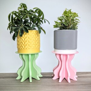 Curvy Plant Stand for Indoor Plants, Plant Pot Table, Plant Holder ...