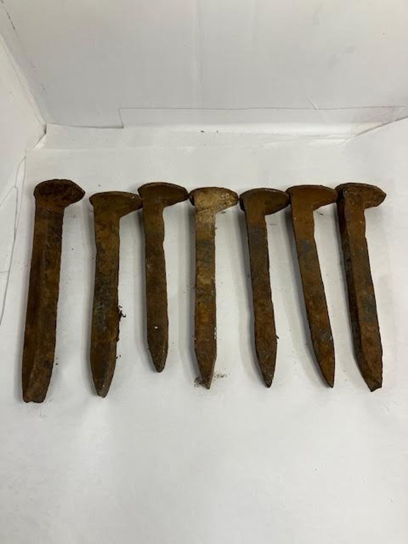 Railroad Spikes, Clavo De Tren . Rustic Metal. Blacksmith Projects ...
