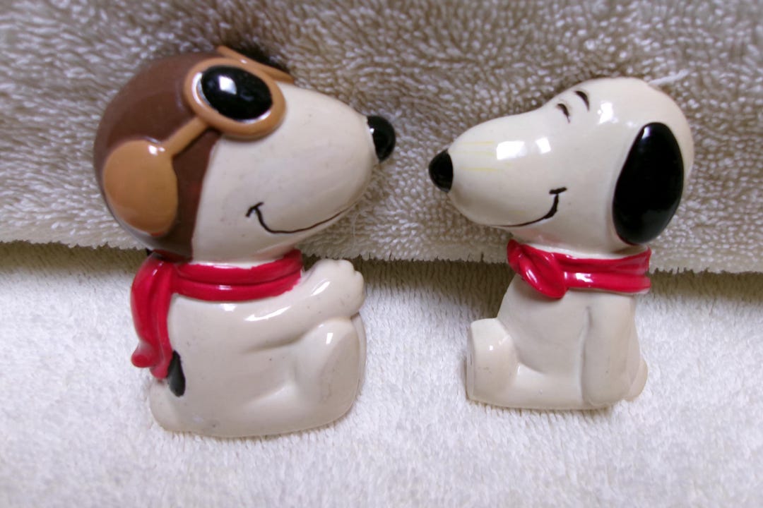Vintage Snoopy Peanuts, X 2 Refrigerator Magnets Details Below - Etsy