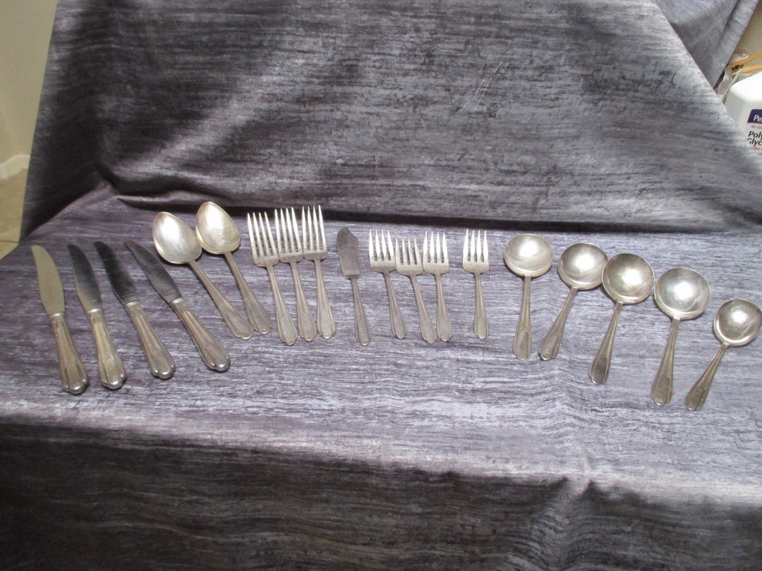 Vintage 1950s, Hard to Findwheat Pattern 4 Place Setting Silverware ...