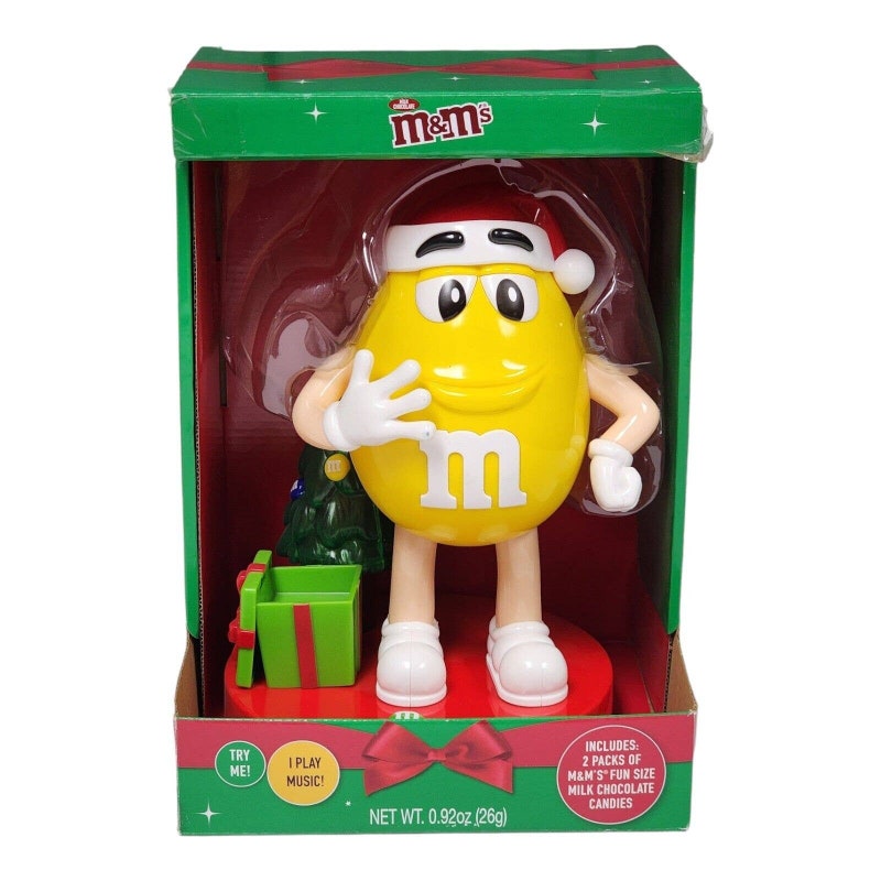 M and M Figurines - Etsy