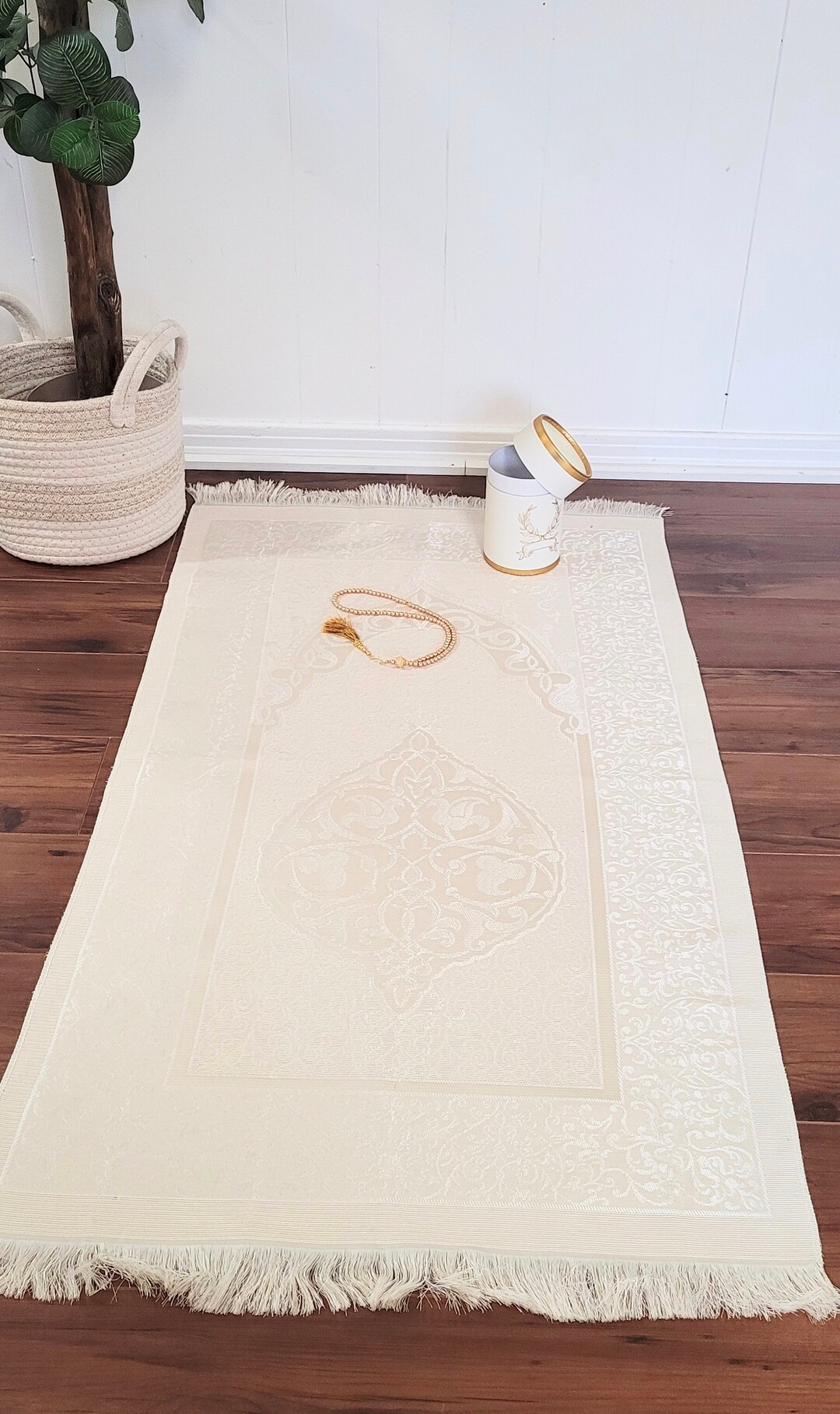 Islamic Prayer Mat and Sabah Gift Setbased in Canadaready to Shipworld ...