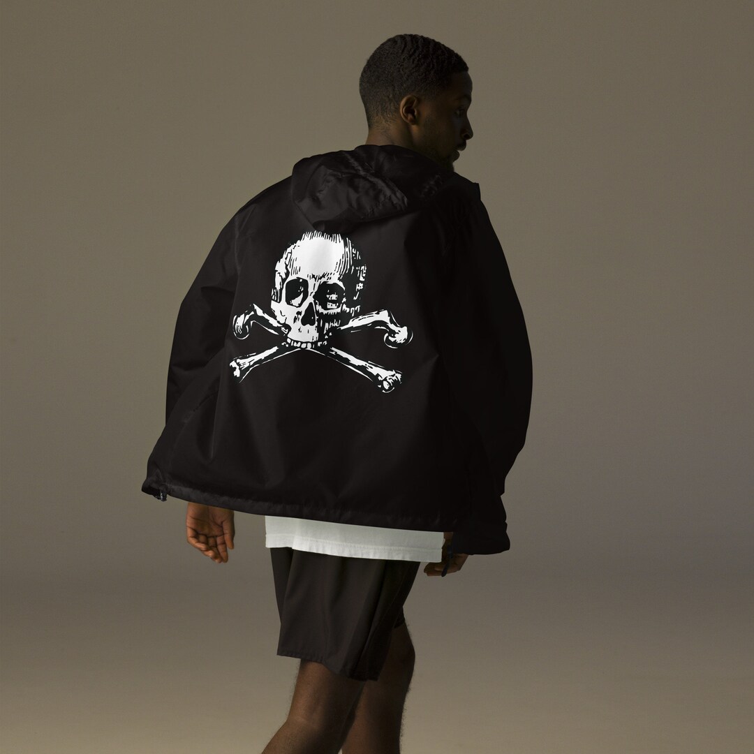 Skull and Bones Unisex Zip-up Windbreaker – Lightweight Minimal Jacket ...