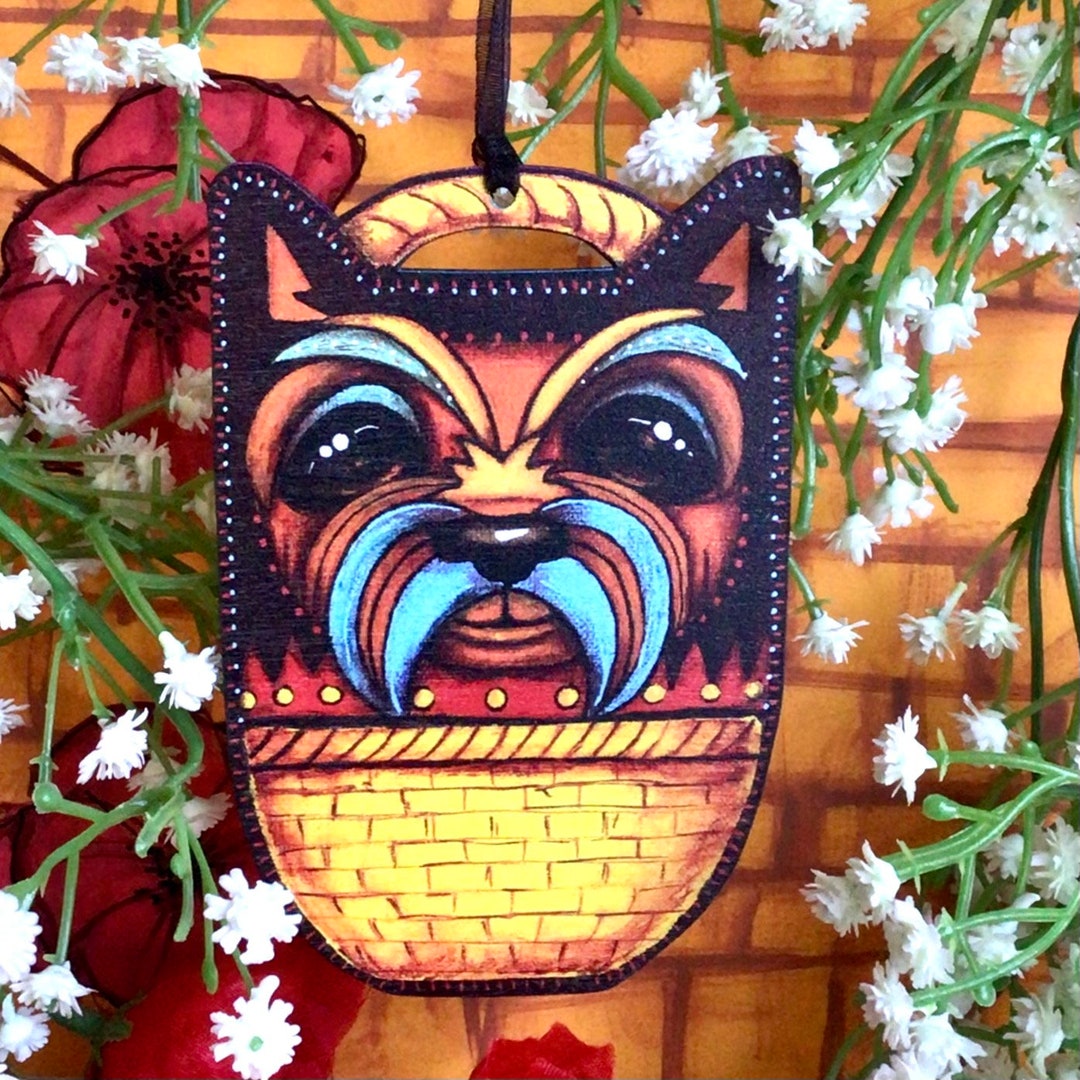 Toto Wizard of Oz Laser Cut Hanging Decoration. Wonderful Emerald City ...