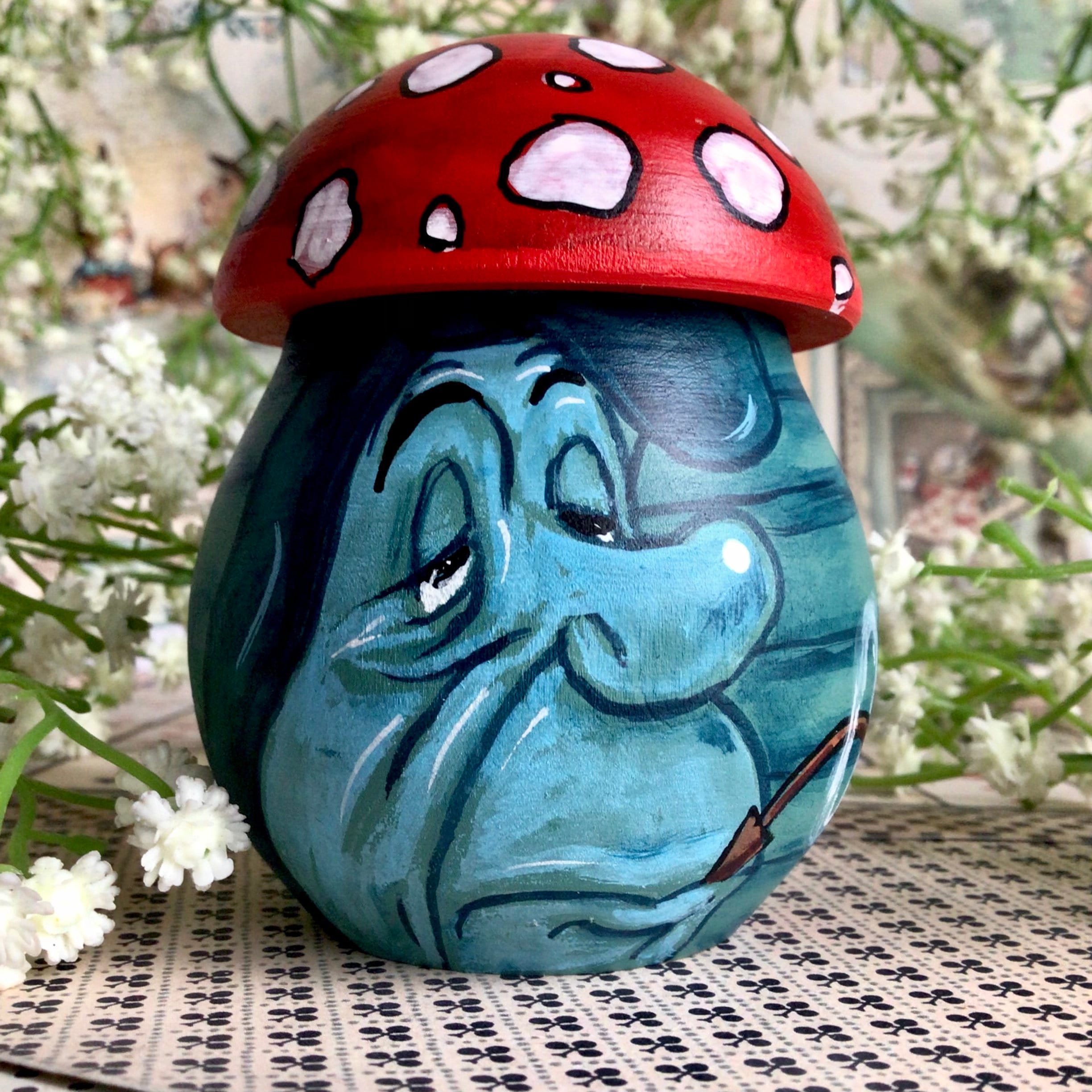 Alice In Wonderland Inspired Hookah