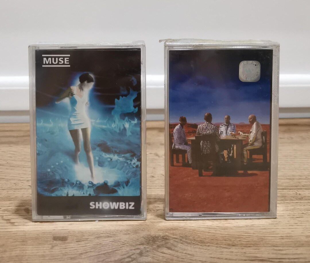 MUSE ALBUMS ~ SHOWBIZ & Black Holes and Revelations / Original ...