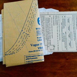 2008 Uncut Vogue Design Sewing Pattern V8470, Misses Size B5, (8-16) - Etsy