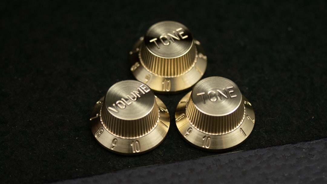 Strat Brass Knob Set Stratocaster Tophat Knobs by 490 Hardware Guitar ...