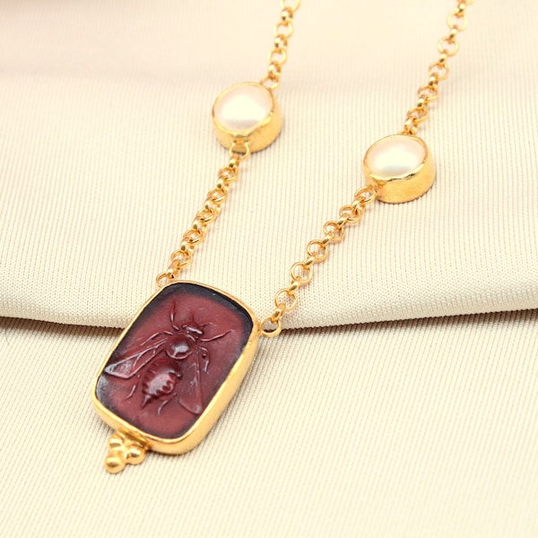 Bee - Etsy
