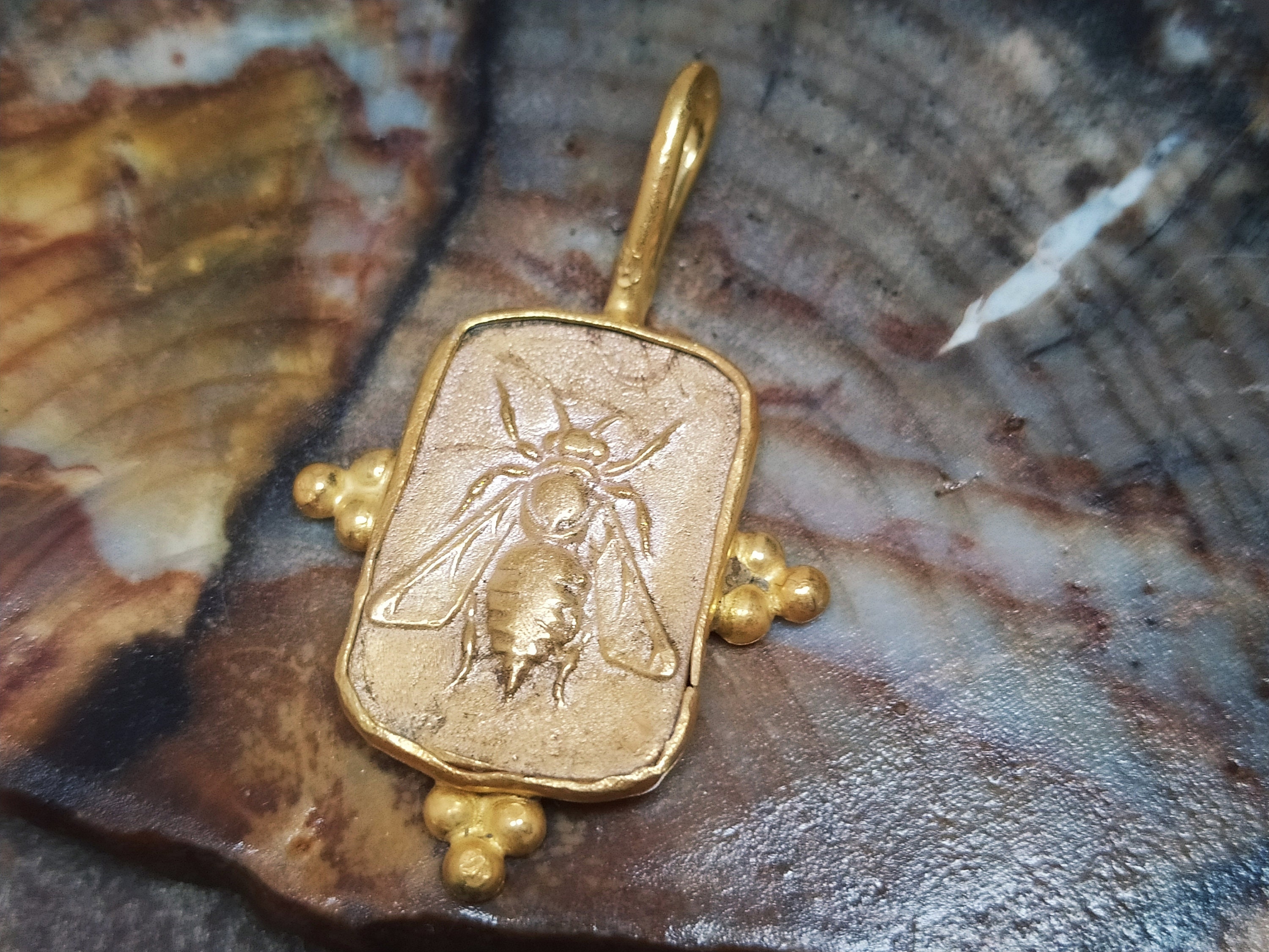 Honey Bee Intaglio Gold Coin Pendant Roman Coin 14k Gold Pendant Greek ...