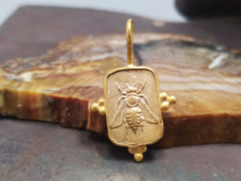 Honey Bee Intaglio Gold Coin Pendant Roman Coin Signet Pendant | Etsy