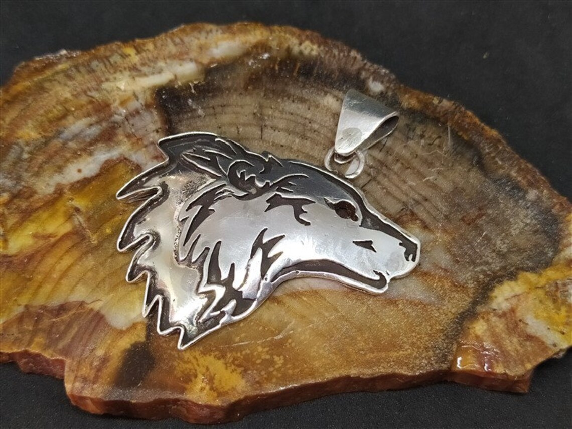 Wolf Silver Pendant Solid Silver Wolf Signet Pendant - Etsy