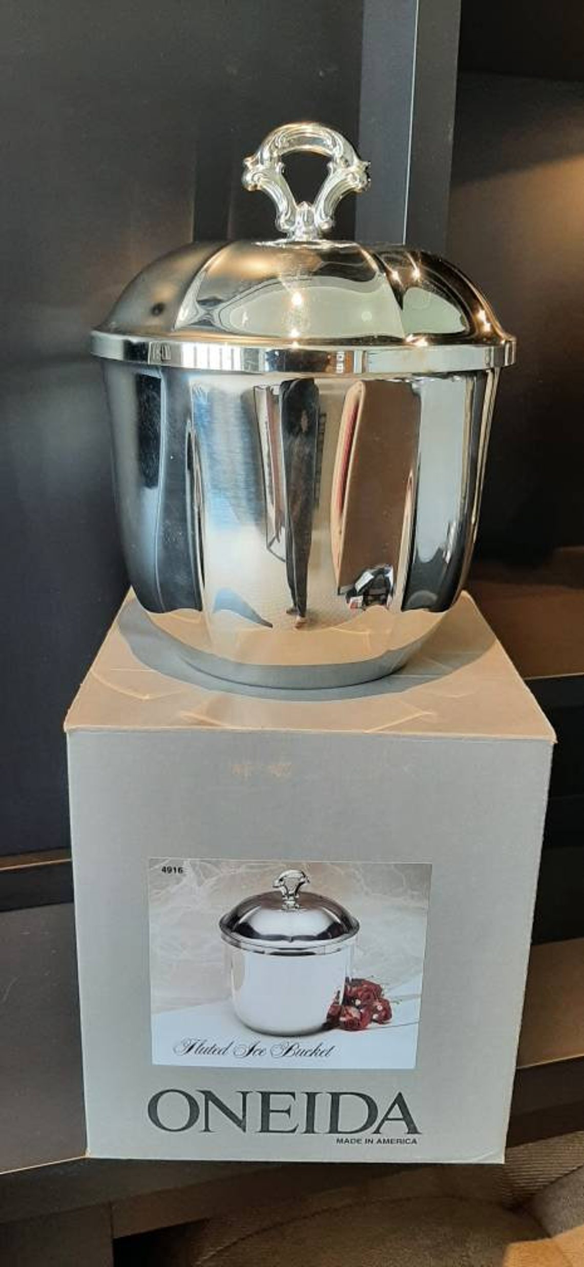 NIB Vintage Oneida Flutes Ice Bucket - Etsy
