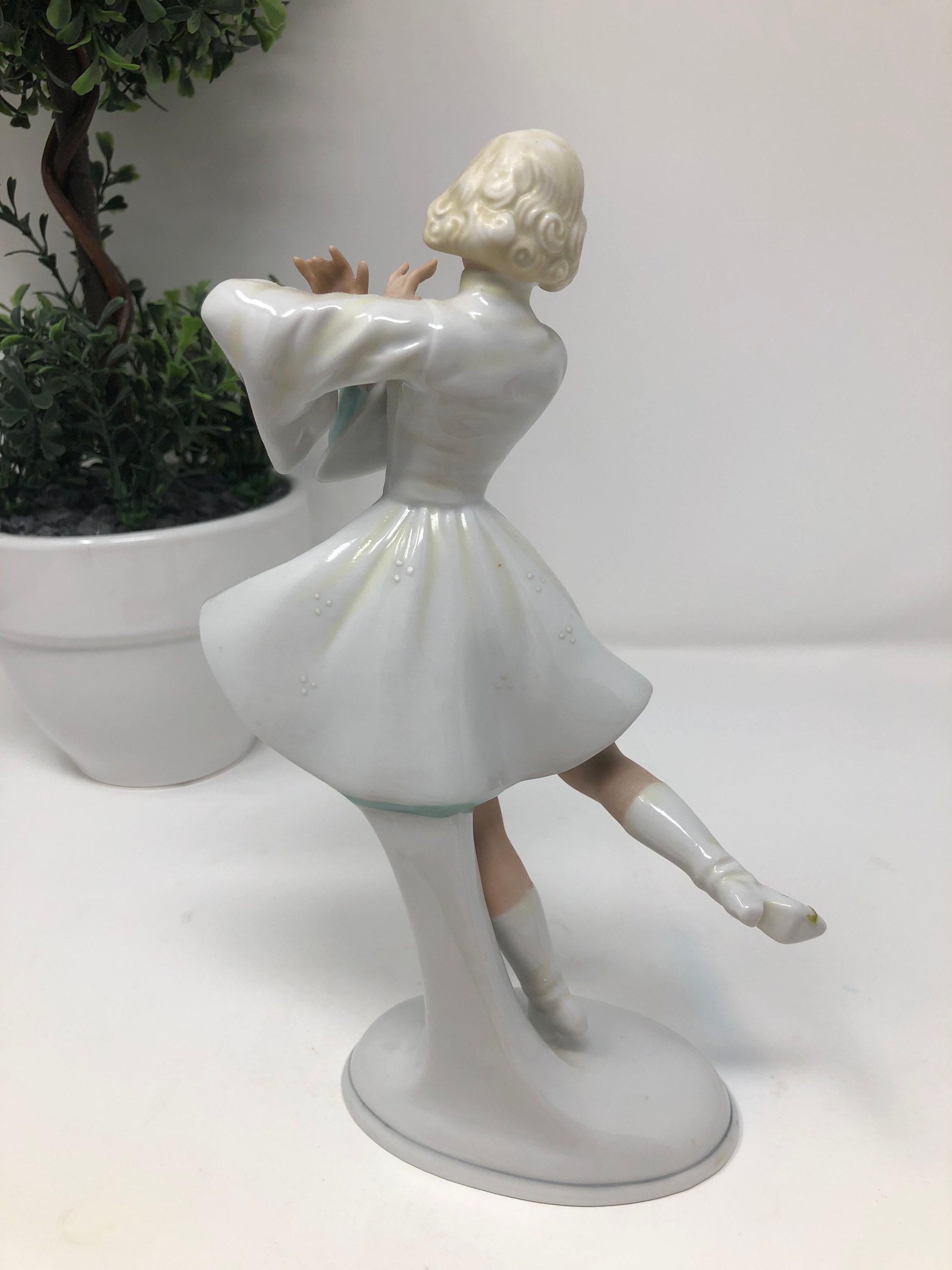 Vintage Schaubach Kunst Porcelain Dancer Figurine. - Etsy