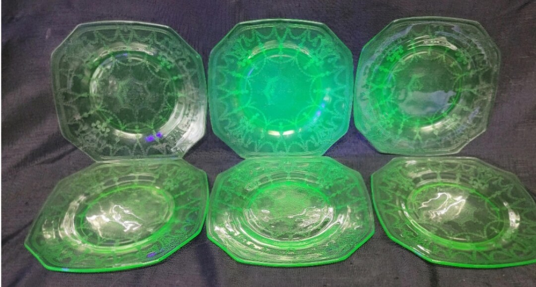 Vintage Depression Glass Green URANIUM 6 Plates and 1 Serving Platter ...