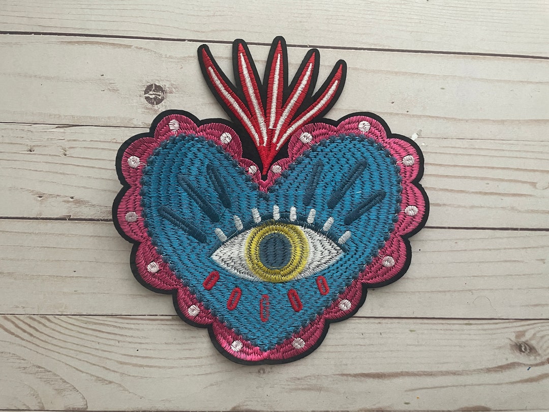 Large Mexican Sacred Heart Lucky Charm Religious Mexico Iron on Patch ...