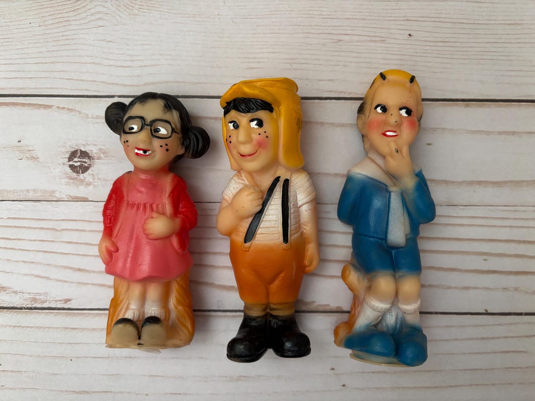 Chavo Del Ocho Chapulin Colorado Chespirito Chipote Chillon Squeaky ...