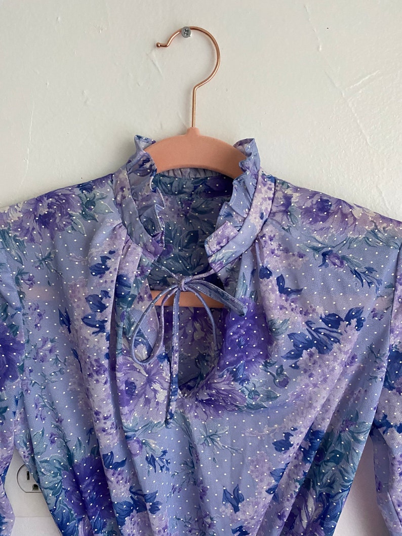 Pretty 70s Lavender Floral Print Mini Dress. - Etsy