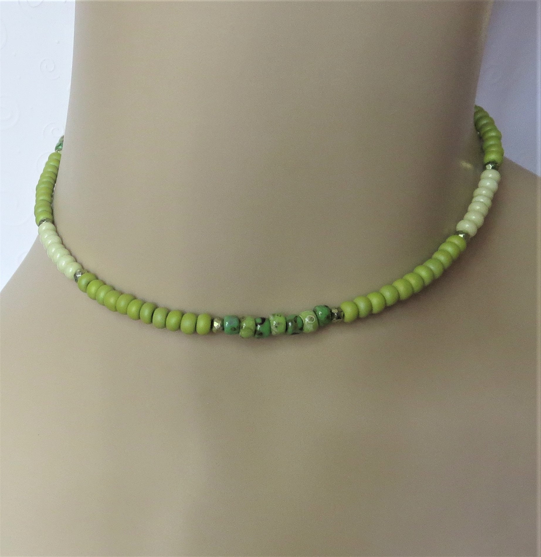Olive Green Color Block Beaded Necklace - Etsy
