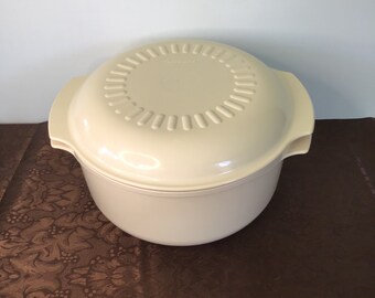 Vintage Tupperware Bowl - Etsy
