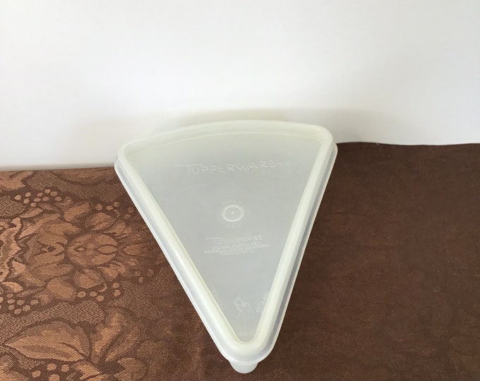 Vintage TUPPERWARE Triangle Pie Slice Container 269 With Tupper Seal ...