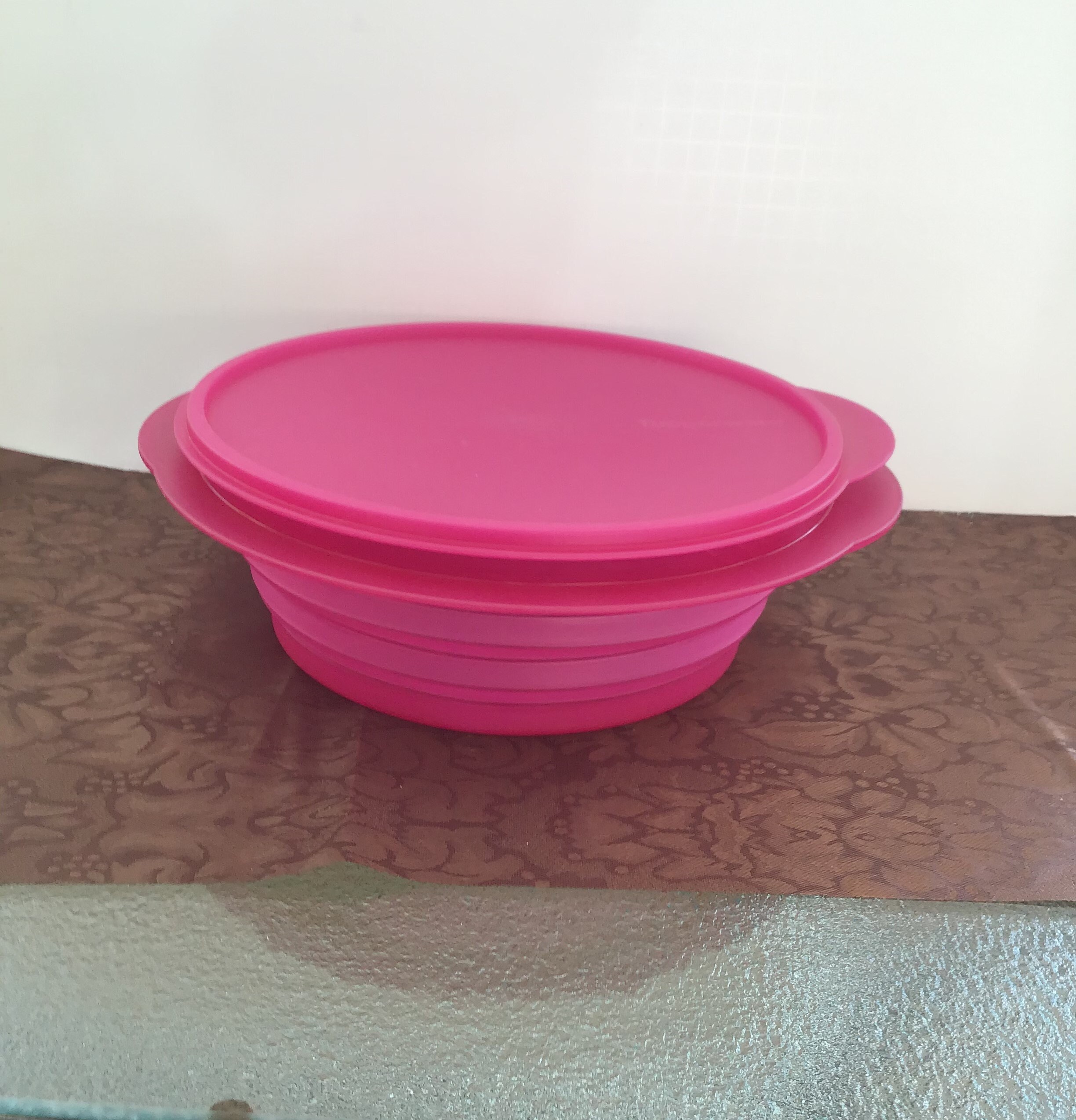 TUPPERWARE Flat Out 8.25 Cup/2 Liter Collapsible Bowl 5570 | Etsy