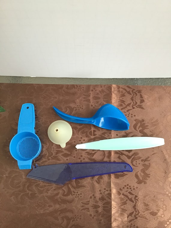 Lot of 5 Vintage TUPPERWARE Assorted Kitchen Gadgets | Etsy