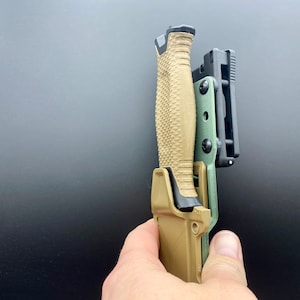 Gerber Strongarm Universal Mount Vertical Carry Accessory | Lock in ...