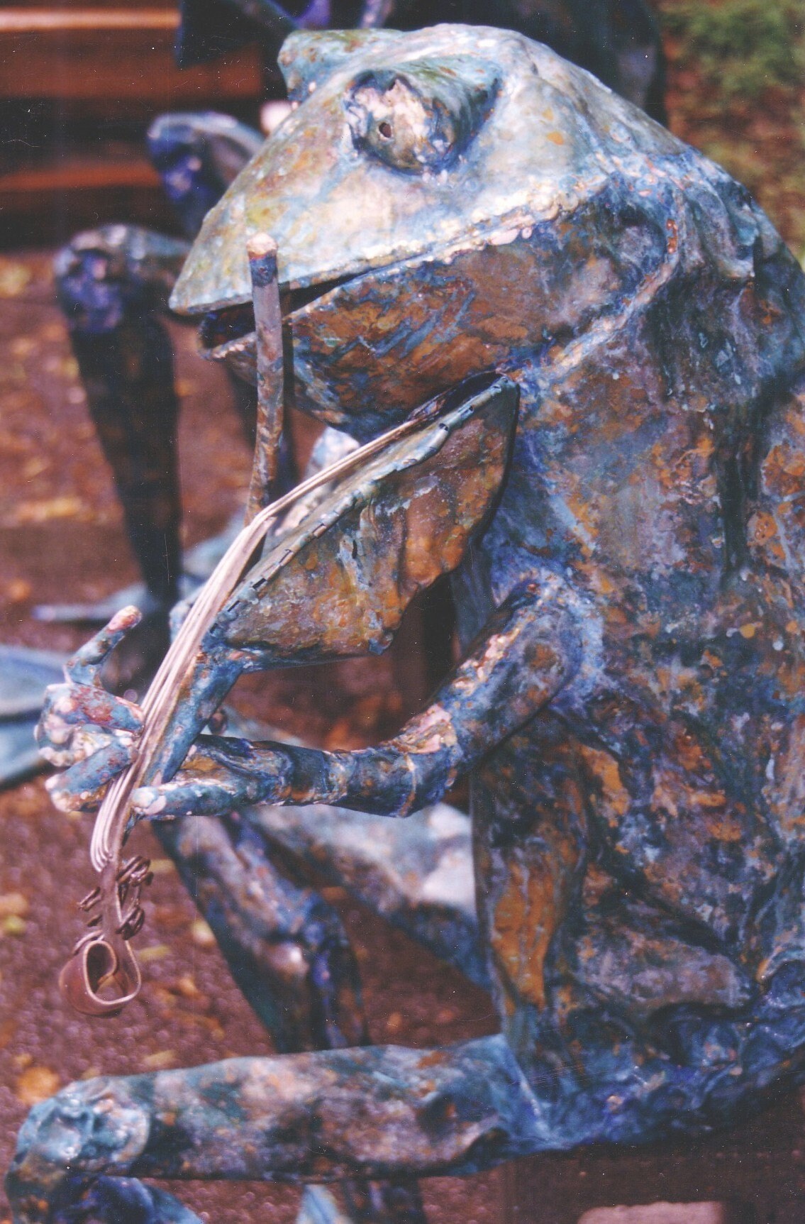 Human Sized Copper Frog Playing Fiddle/violin - Etsy