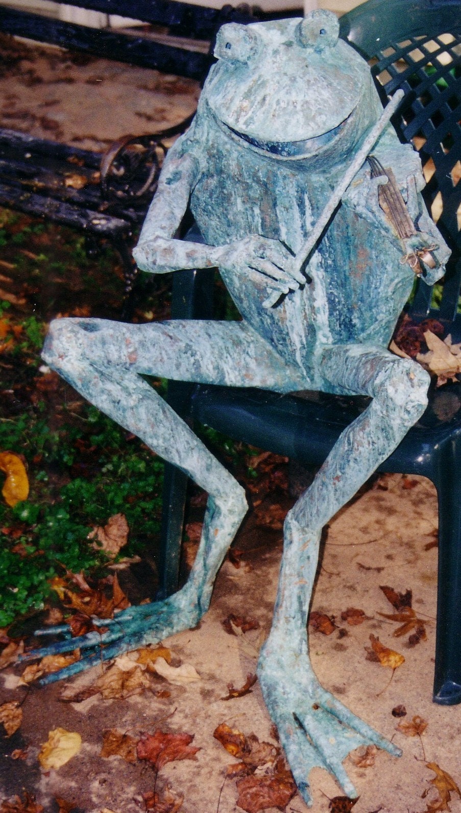 Human Sized Copper Frog Playing Fiddle/violin - Etsy